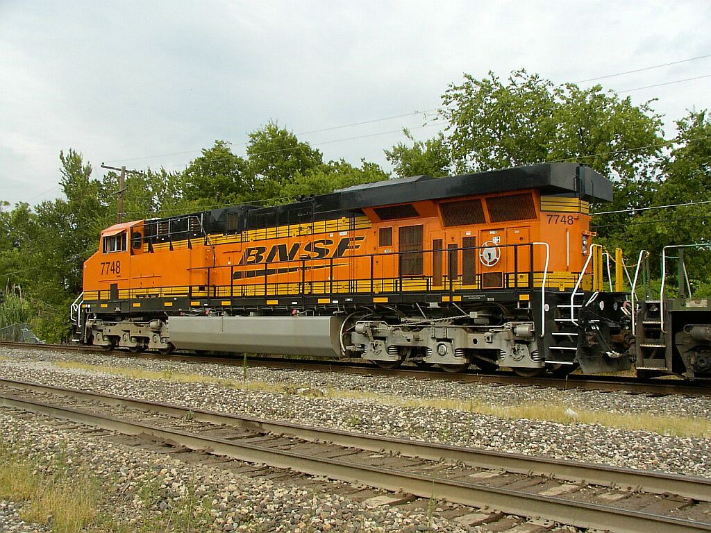 BNSF 7748